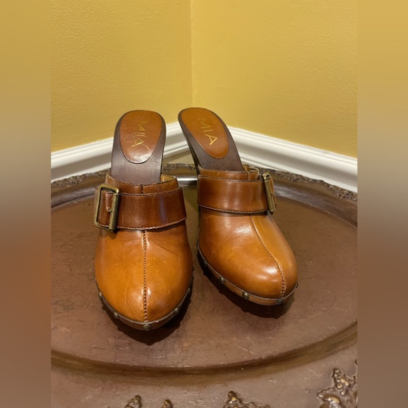 MIA | Shoes | Cute Mia Clog Heels | Poshmark